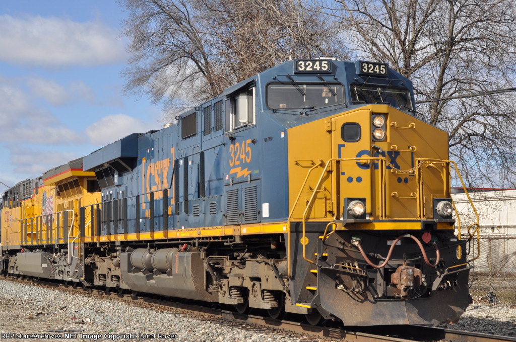 CSXT 3245 East